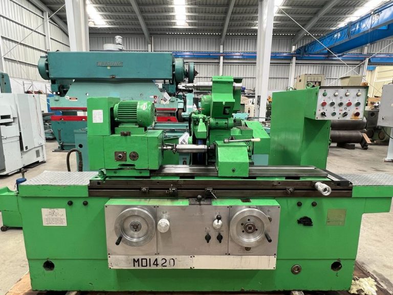 Rectificadora cilindrica interiores / exteriores 900 mm – Maquinaria ...